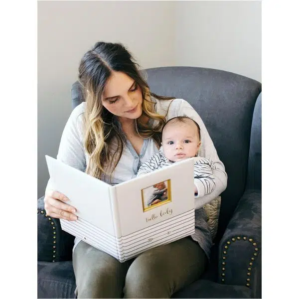 Pearhead Babybook Hello Baby | Kiindred