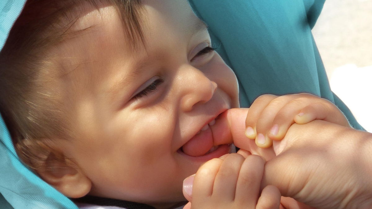 Ouch! Why is my baby biting me (or others)? | Kiindred