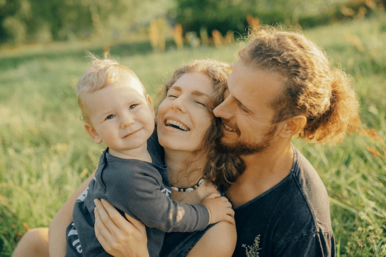 Do first children look more like their father? | Kiindred