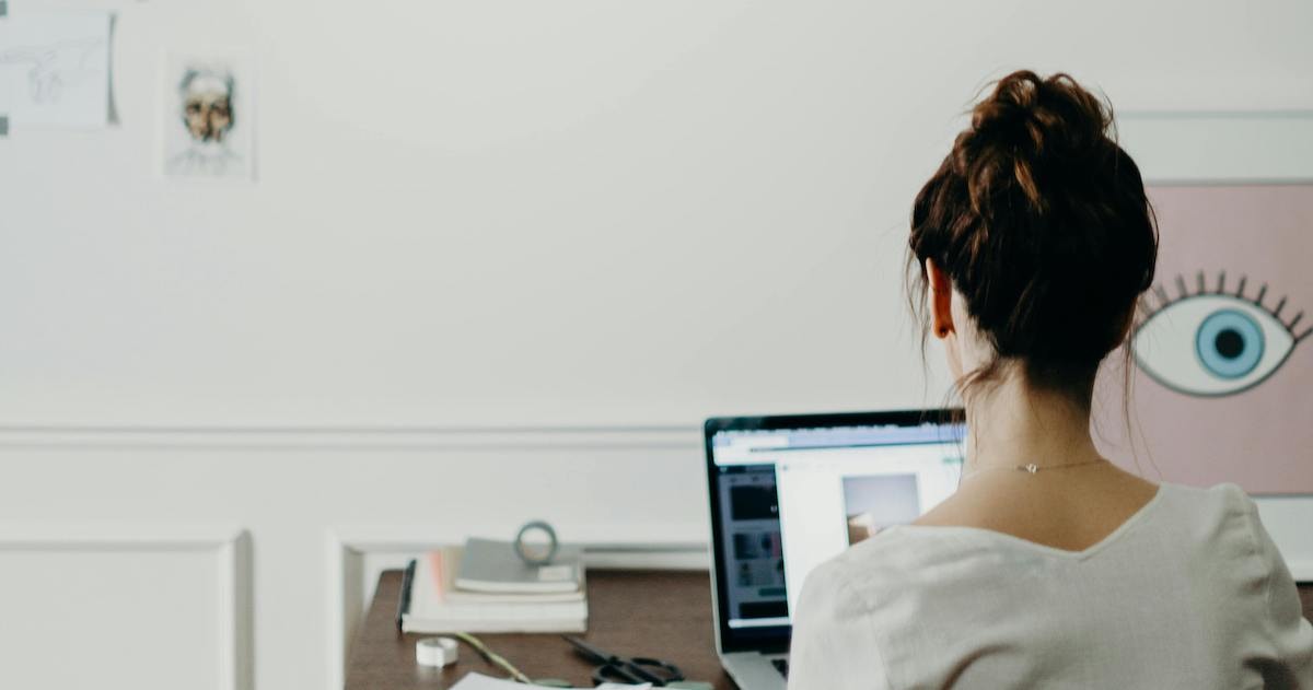 How to Deal With Morning Sickness at Work? 11 Effective Ways