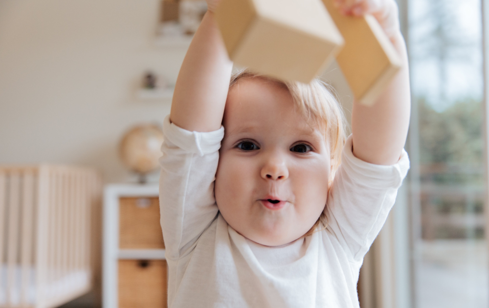 14-month-old baby milestones: Development, growth, speech, language ...