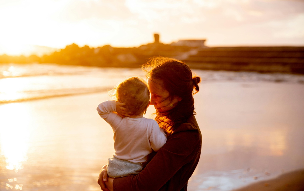 14-month-old baby milestones: Development, growth, speech, language ...